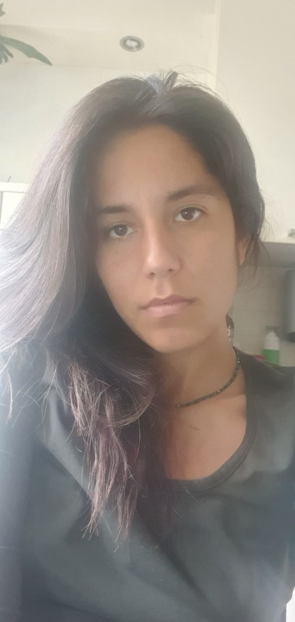 Professional Cuddler in Utrecht, NL | Water_flow Professional Cuddler in Utrecht, NL | Water_flow