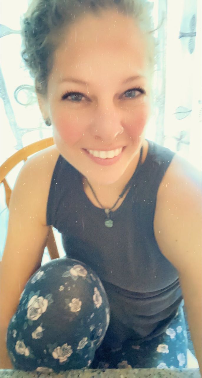 Professional Cuddler in Kansas City, Kansas | ClaireCuddles