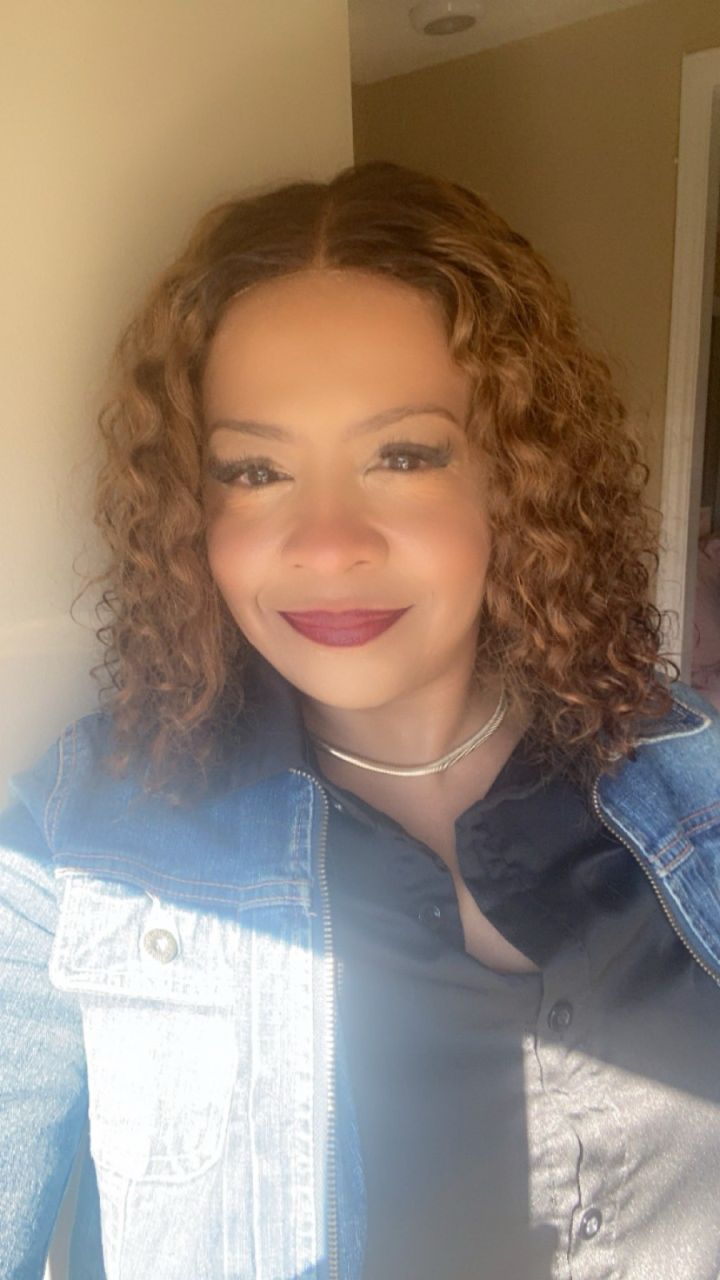 Professional Cuddler in Concord, North Carolina | missgeegee