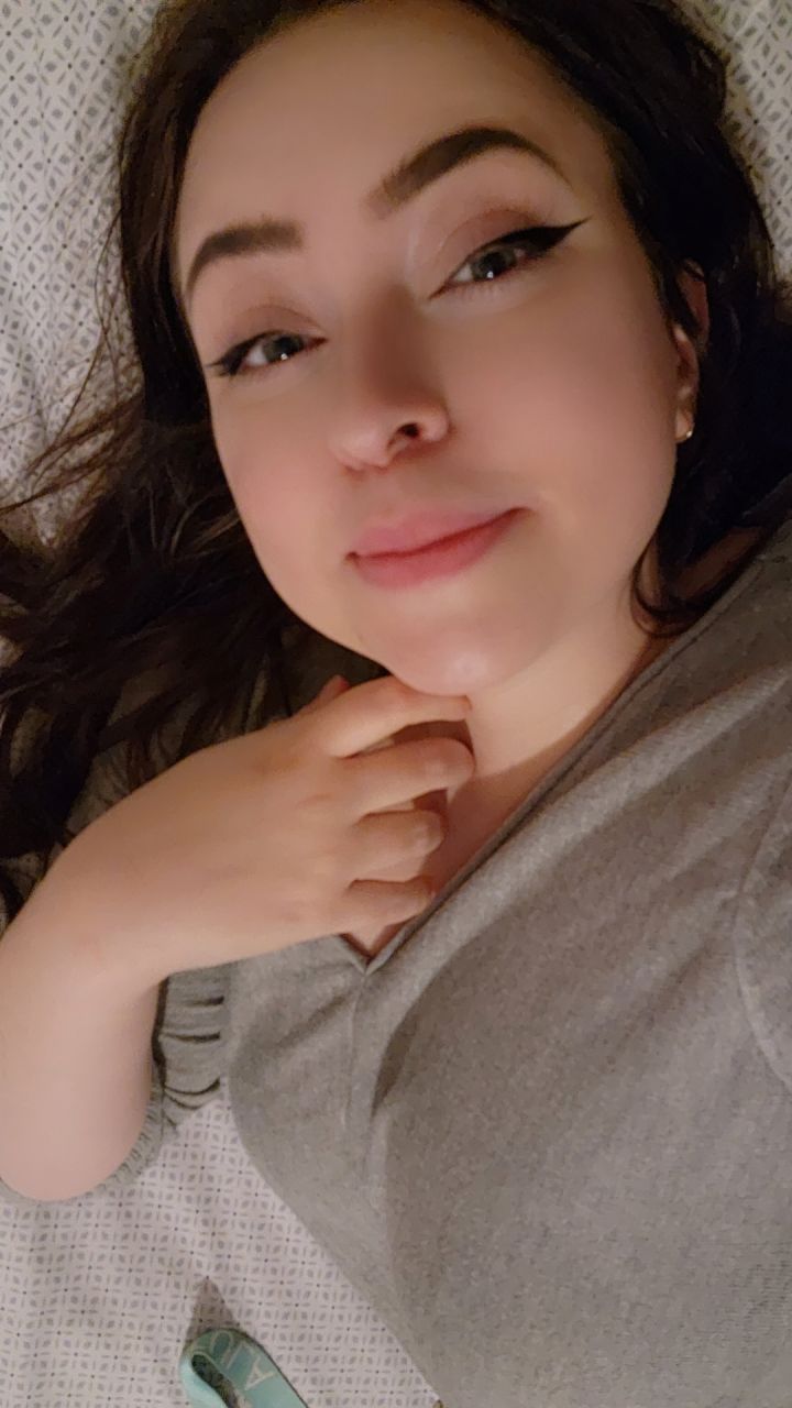 Professional Cuddler in Tulsa, Oklahoma | ErosL