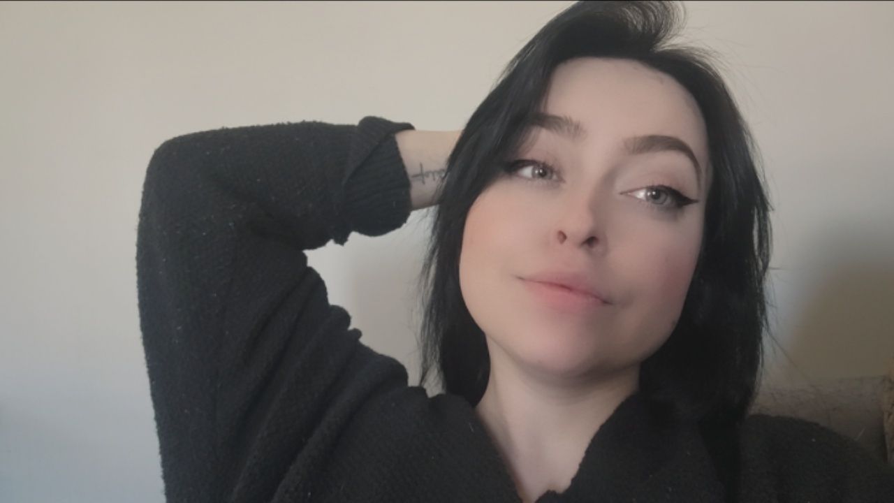 Professional Cuddler in Murfreesboro, Tennessee | ErosL