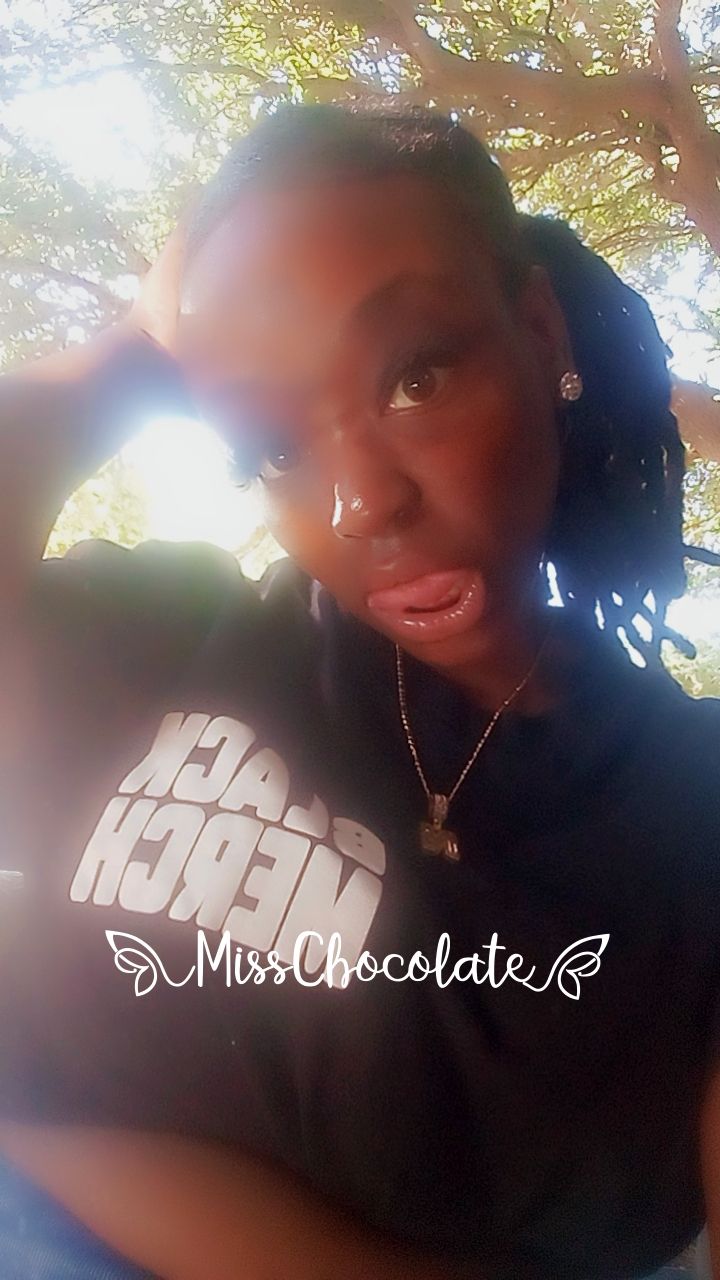 Professional Cuddler in Houston, Texas, US | MissChocolate