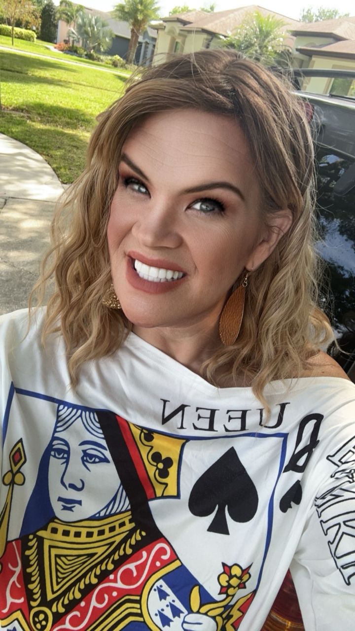 Professional Cuddler in Orlando, Florida | MagicalPillows