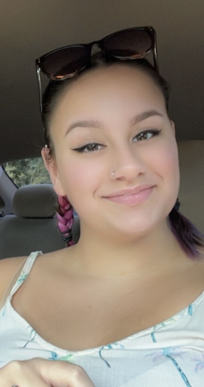 Professional Cuddler in Greer, South Carolina | HayHay182