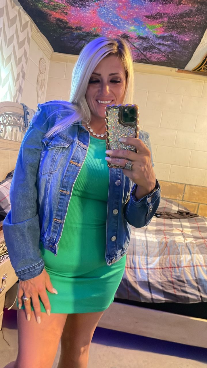 Professional Cuddler in Spartanburg, South Carolina | semone