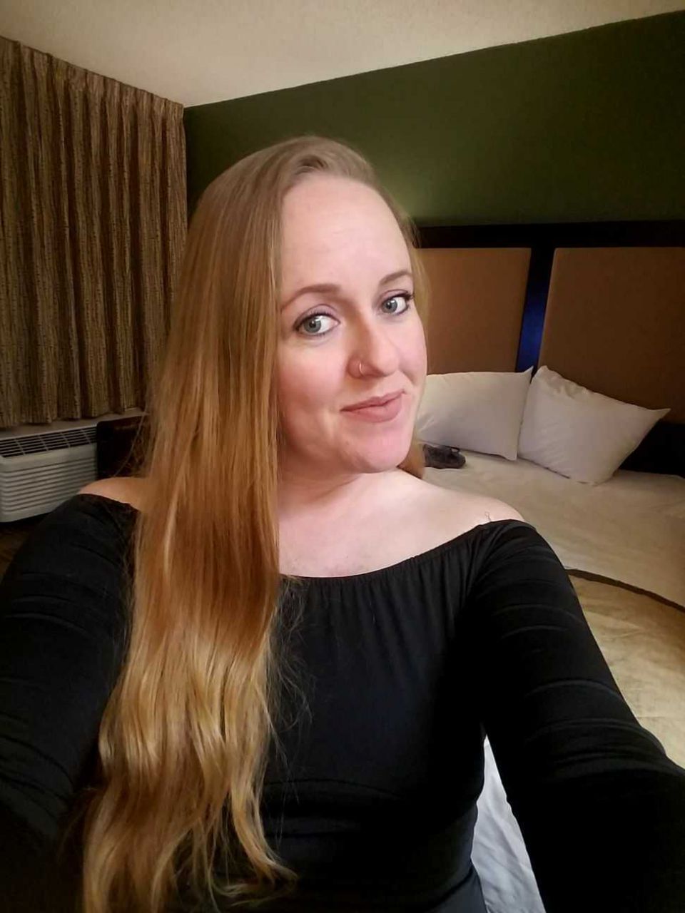 Professional Cuddler in Boise, Idaho | RedEliza