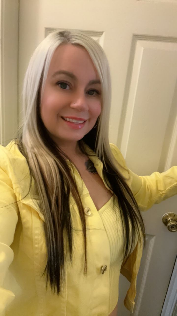 Professional Cuddler in Glen Burnie, Maryland | ChicCozyCuddler