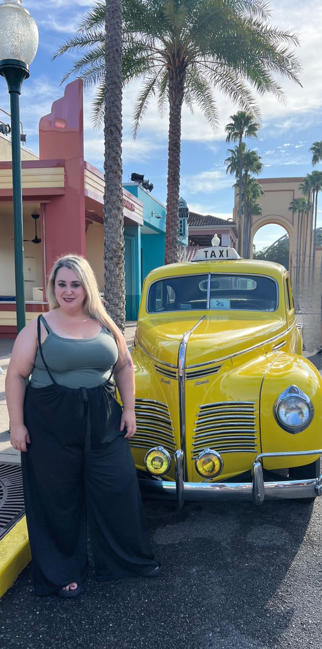 Professional Cuddler in Tampa, Florida | Layla_Gold