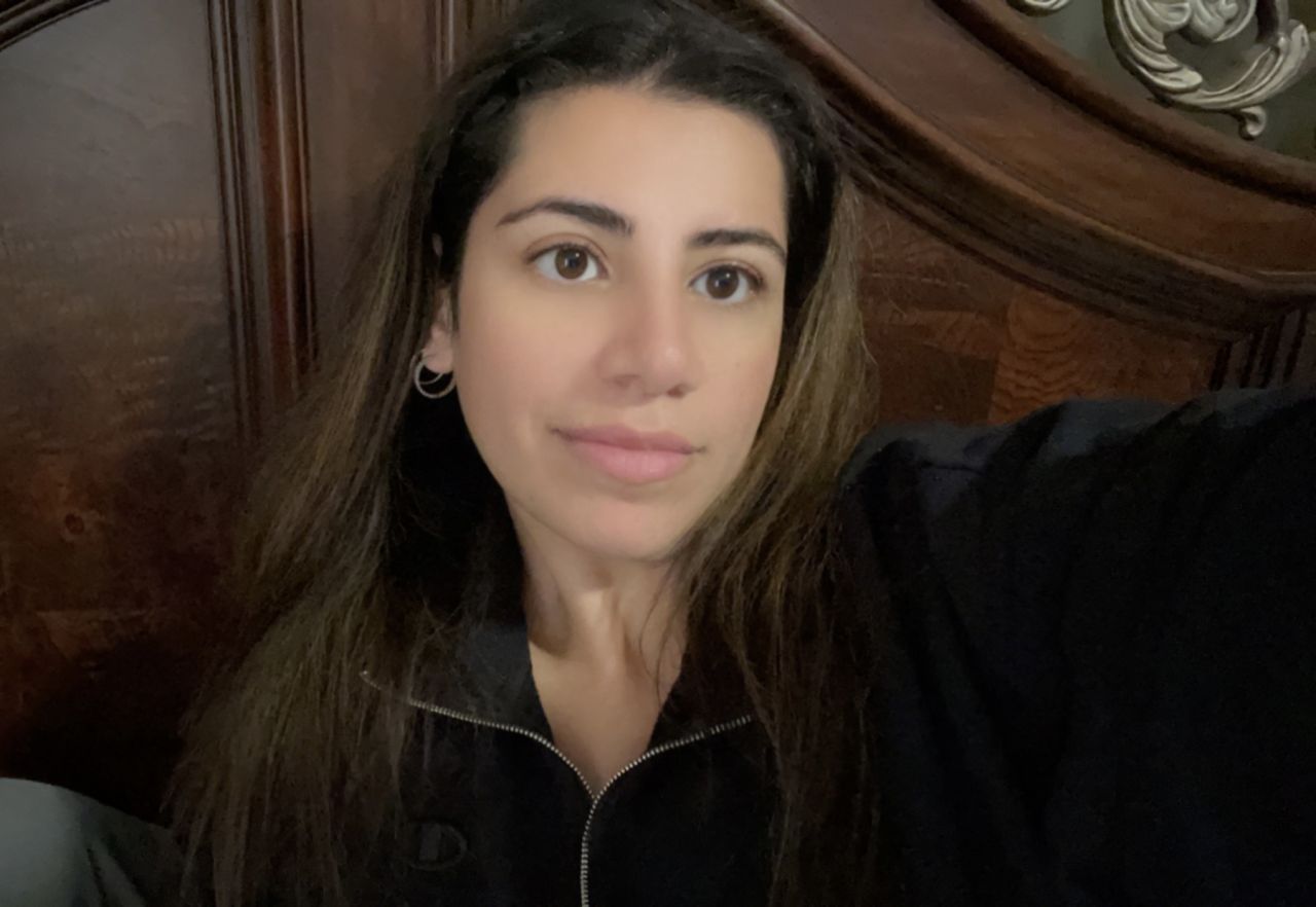 Professional Cuddler in Vancouver, British Columbia | Belscuddle