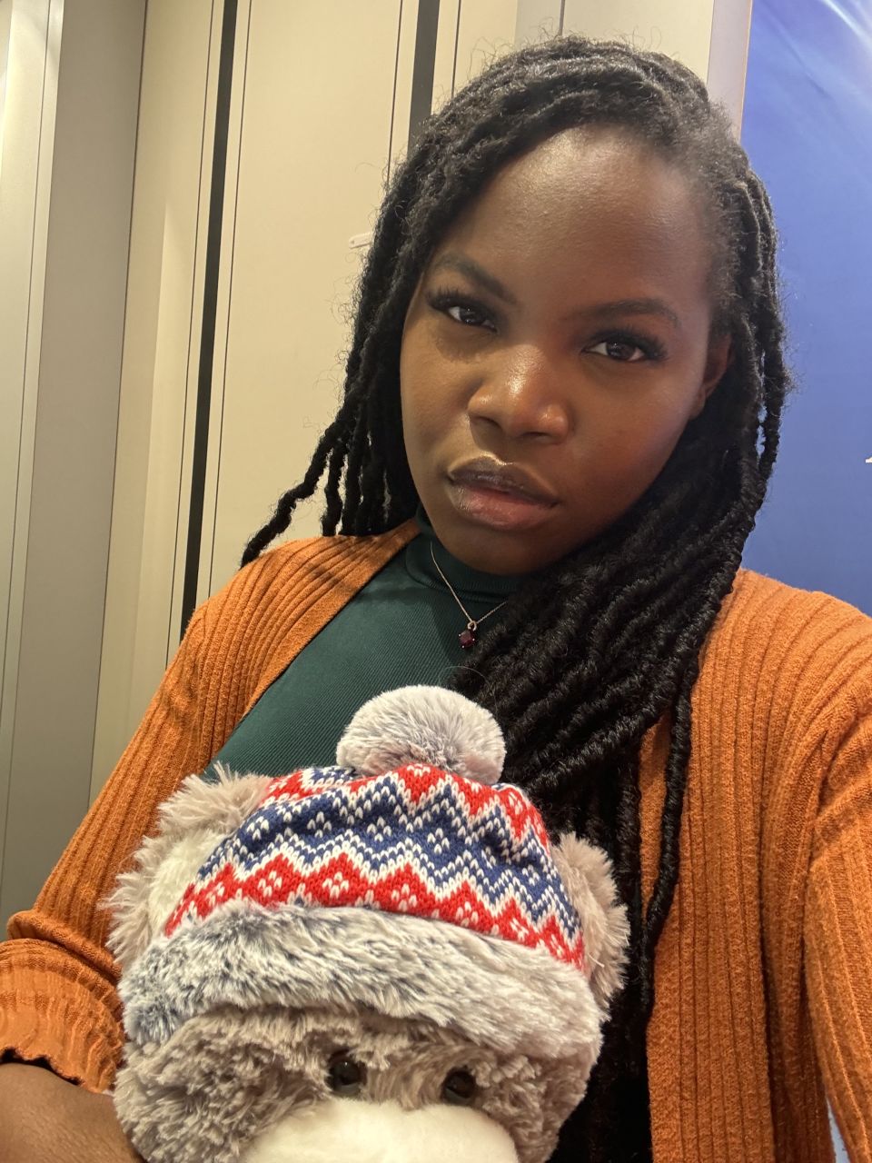 Professional Cuddler in Larchmont, New York | LeeLeex3