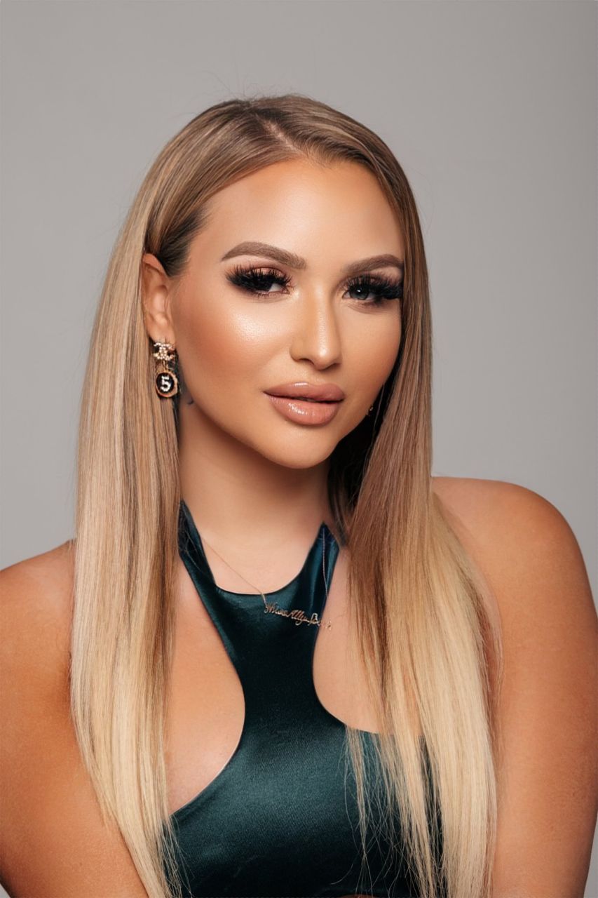 Professional Cuddler in Scottsdale, Arizona | missallyspoon