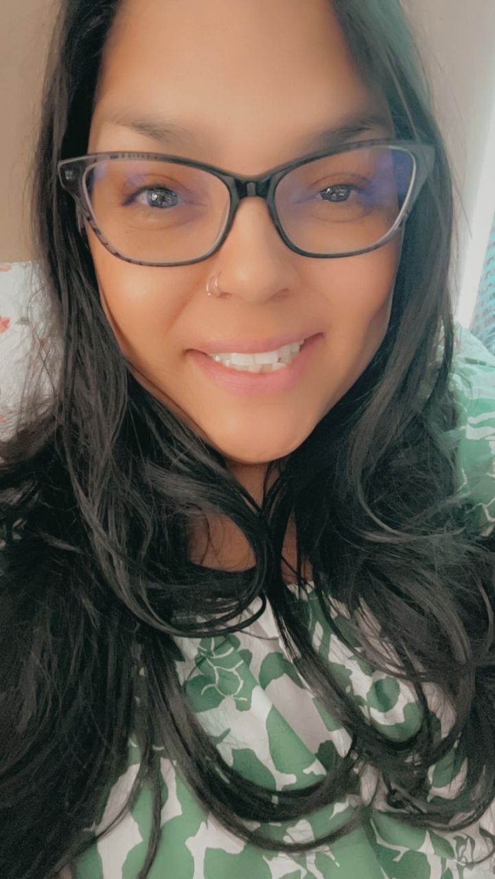 Professional Cuddler in Tucson, Arizona | Short_Stack14