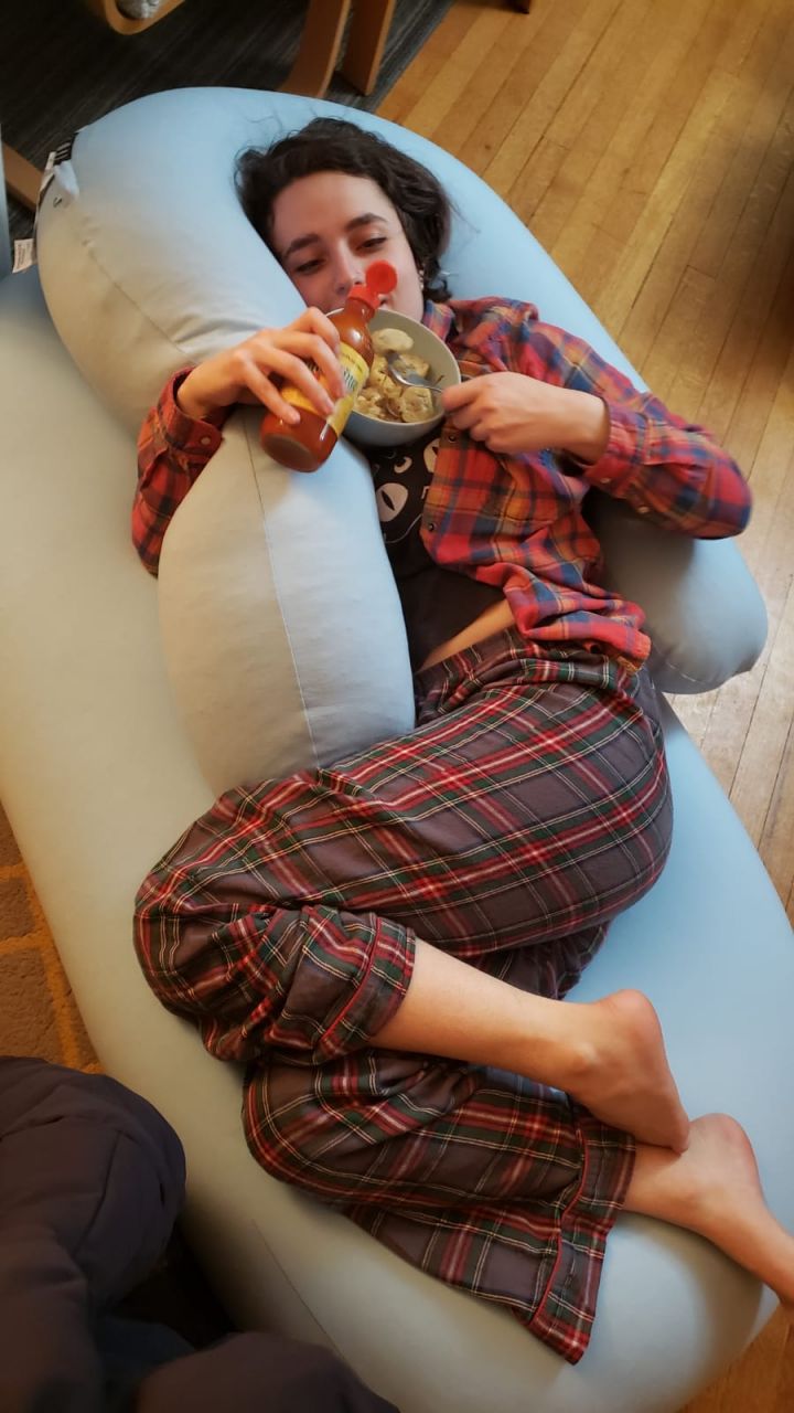 Professional Cuddler in Seattle, Washington | Crikit