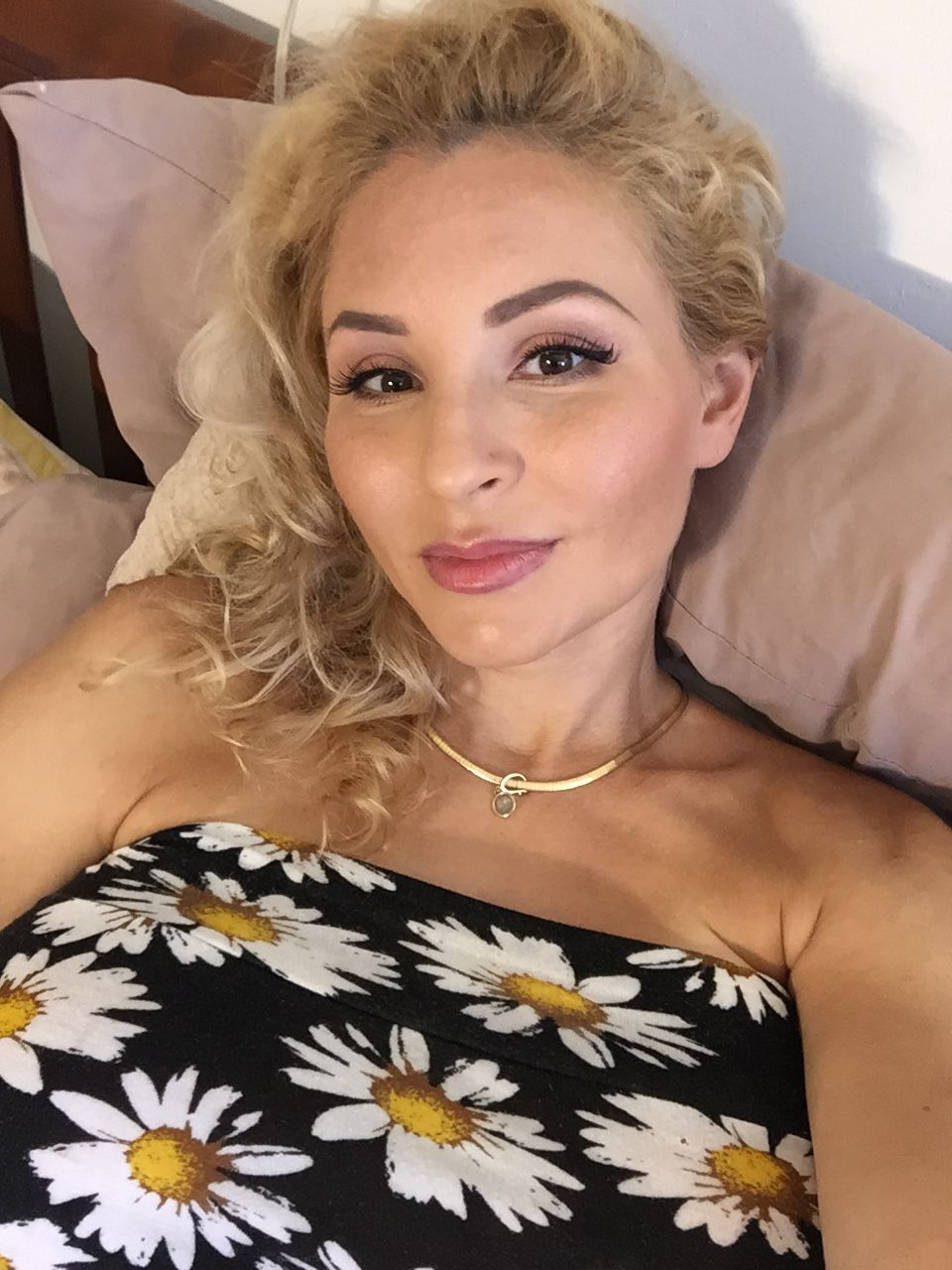 Professional Cuddler in West Palm Beach, Florida | MeltYourHeart