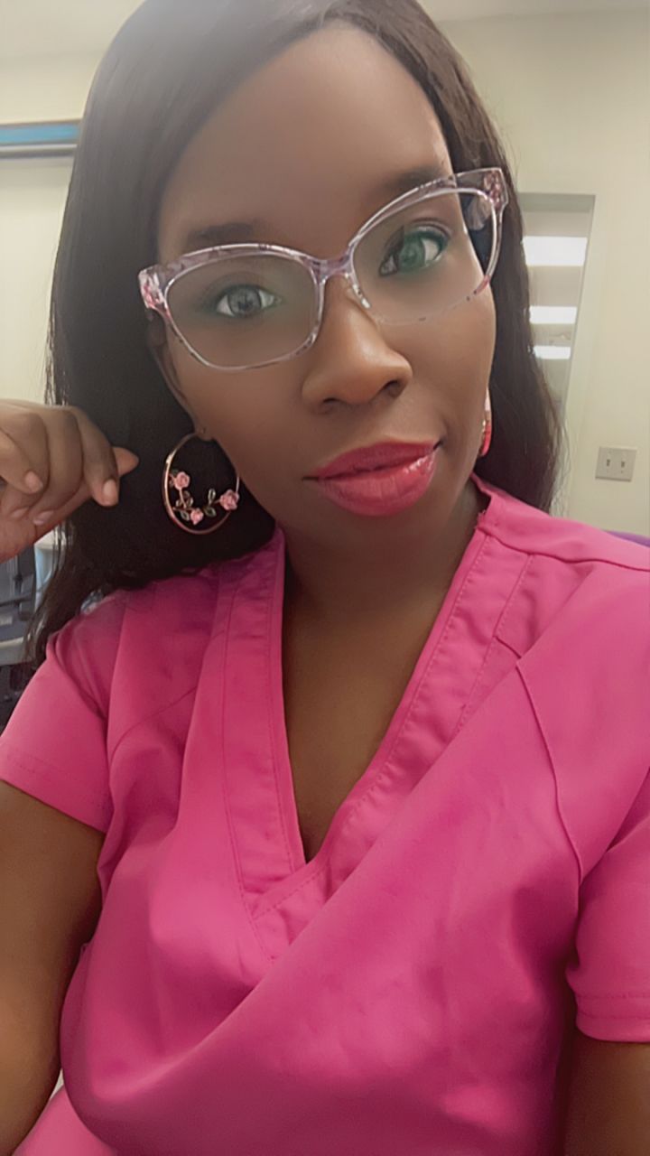 Professional Cuddler in Orlando, Florida | Zuri_Comfort