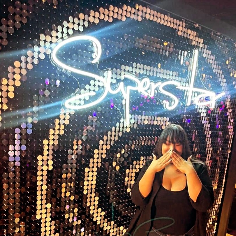 Professional Cuddler in Orlando, Florida | elisecuddles